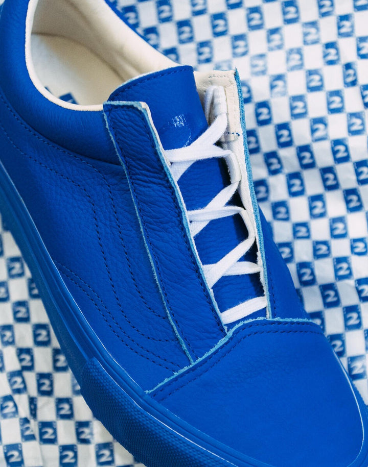 BLUE TILE LOUNGE SKATEBOARD SHOP – Blue Tile Lounge